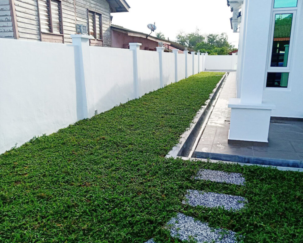Merumput | Servis Memotong, Menanam & Memasang Rumput Hidup Serta Tiruan